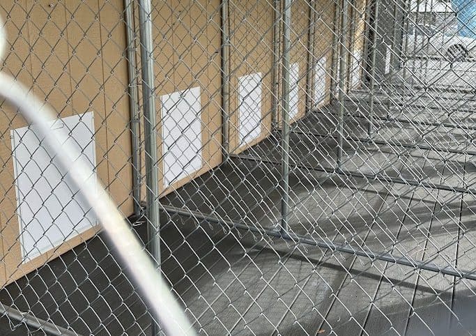 6 Run Dog Kennel - Florida Dog Kennels