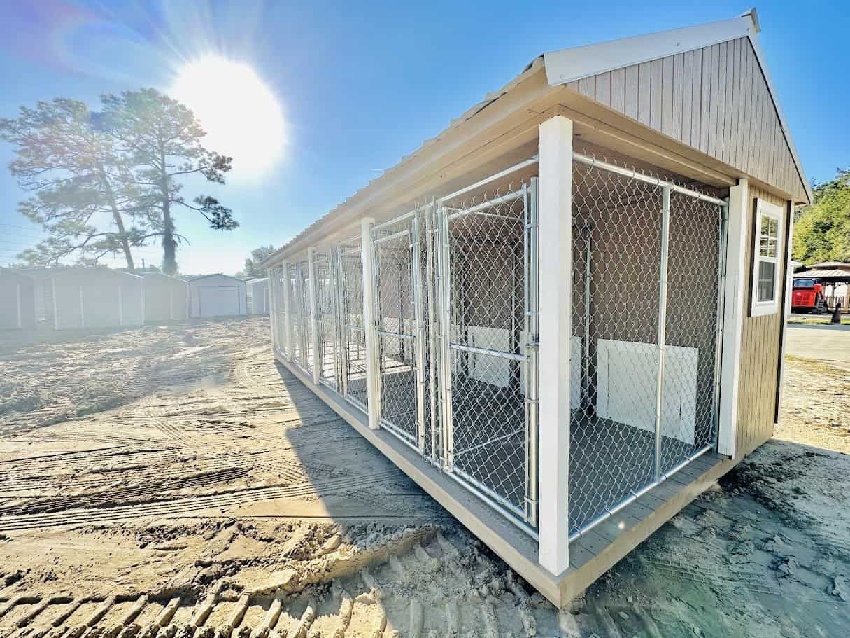 8 Run Dog Kennel - Florida Dog Kennels